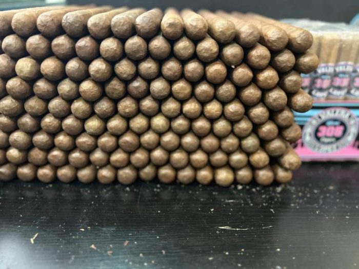 How to Roll a Cigarette: A Complete Step-by-Step Guide - Valera Lopez ...